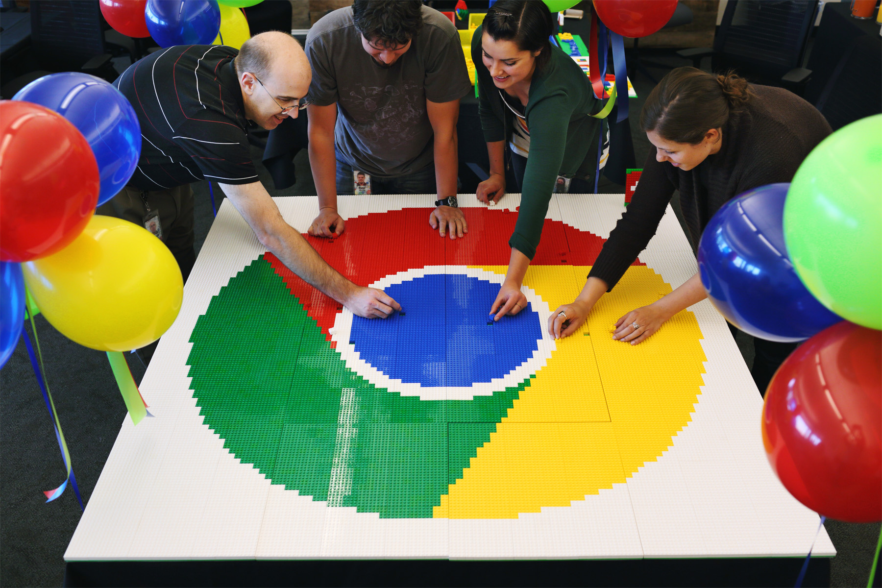 Build with Chrome: create and share your LEGO creations! - The Daily Net